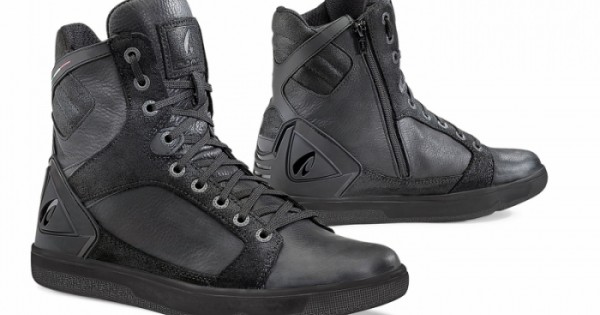 Мотоботы Forma Hyper купить от 0 грн. в Украине ( 53835 ) | отзывы ...